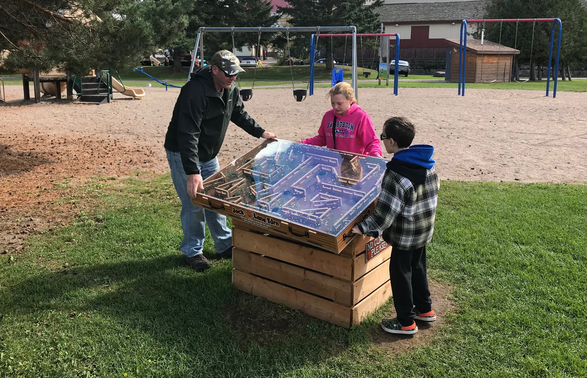 Classic Labyrinth 'Tilt A Maze', Tilting maze game, Table Maze – MacArt ...